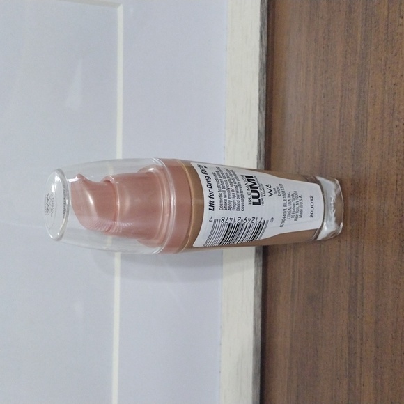 L'Oreal | Makeup | Loreal True Match Lumi Foundation W6 Sun Beige ...